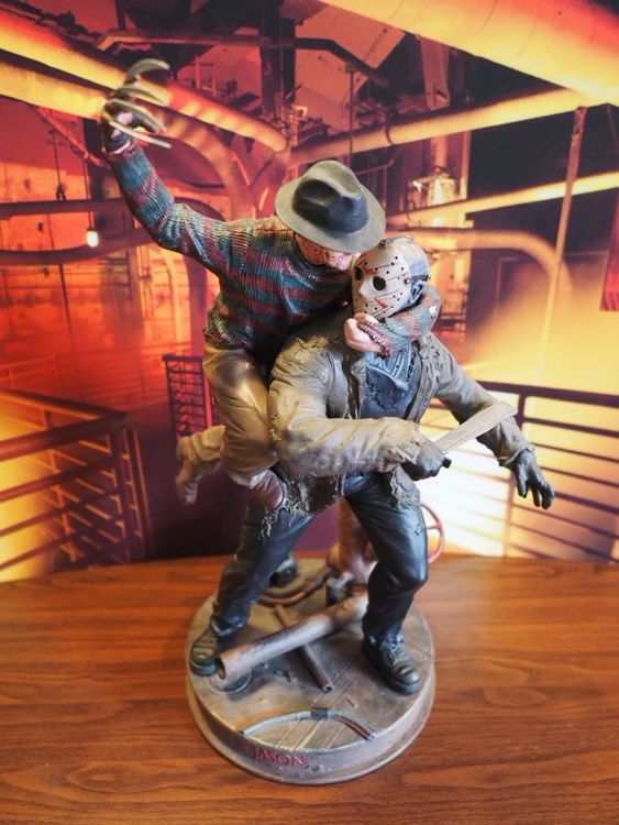 Freddy Vs Jason Scream Scene Sideshow (Gebraucht) in Diepoldsau für CHF 400 – mit Lieferung auf ...