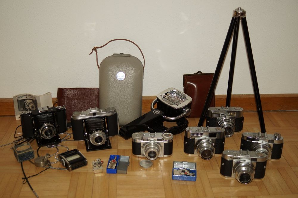 Antike Kameras und Equipement / ab chf 1.-- !!! | Kaufen auf Ricardo