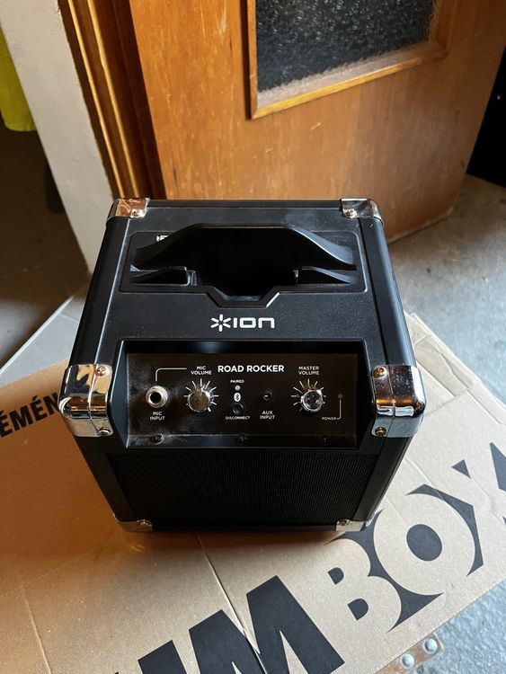 Tragbarer Bluetooth-Lautsprecher Ion Road Rocker | Kaufen auf Ricardo