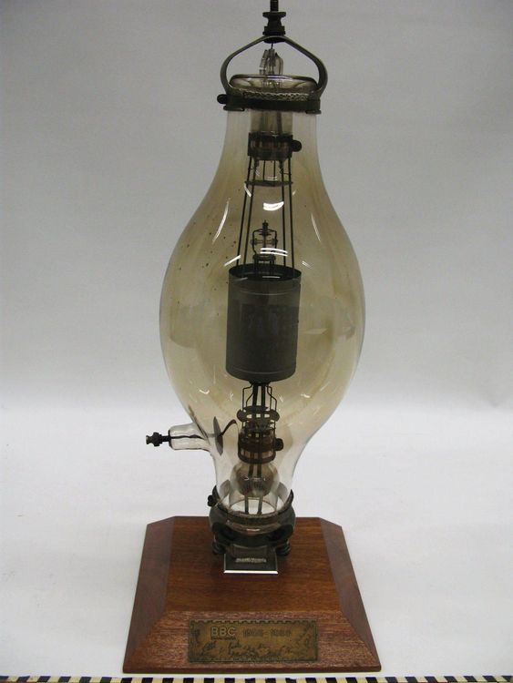 Sende-Triode Philips T.A. 10/2500 (Defekt) in Neftenbach für CHF 100 ...