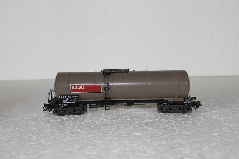 Märklin 4754 DB Esso Tankwagen (Gebraucht) in Triesen für CHF 21 – mit Lieferung auf Ricardo kaufen