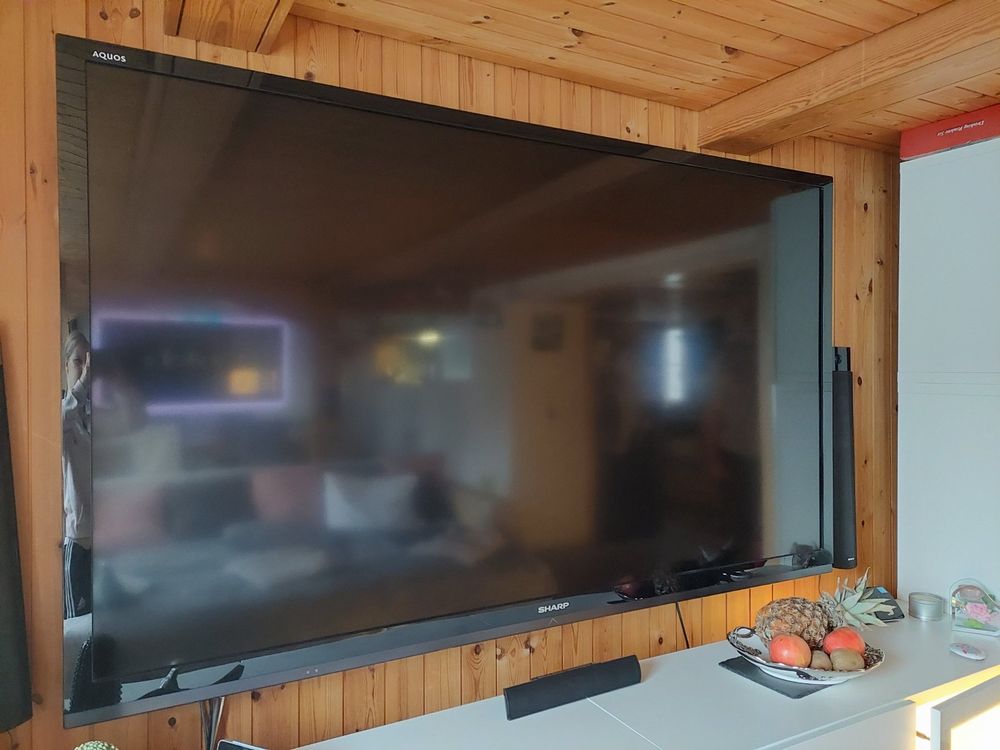 TV (200cm diagonale) | Kaufen auf Ricardo