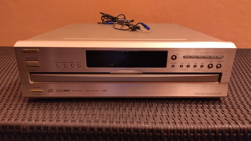Onkyo DX-C390 CD-Wechsler (Gebraucht) in Dürnten für CHF 100 – nur ...