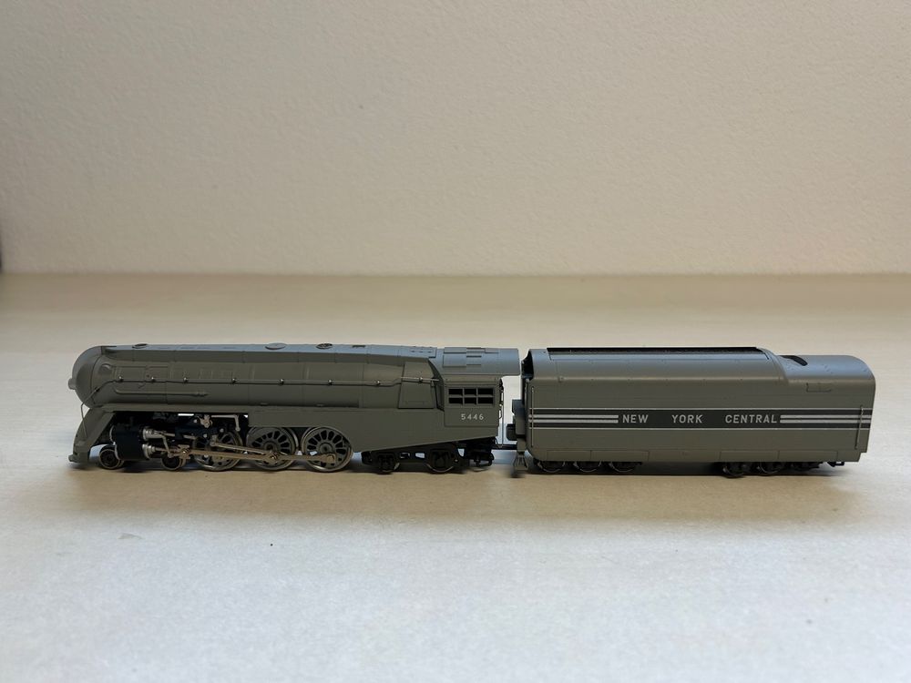 Rivarossi 4-6-4 Hudson 5446 New York Central Spur H0 (Gebraucht) in ...