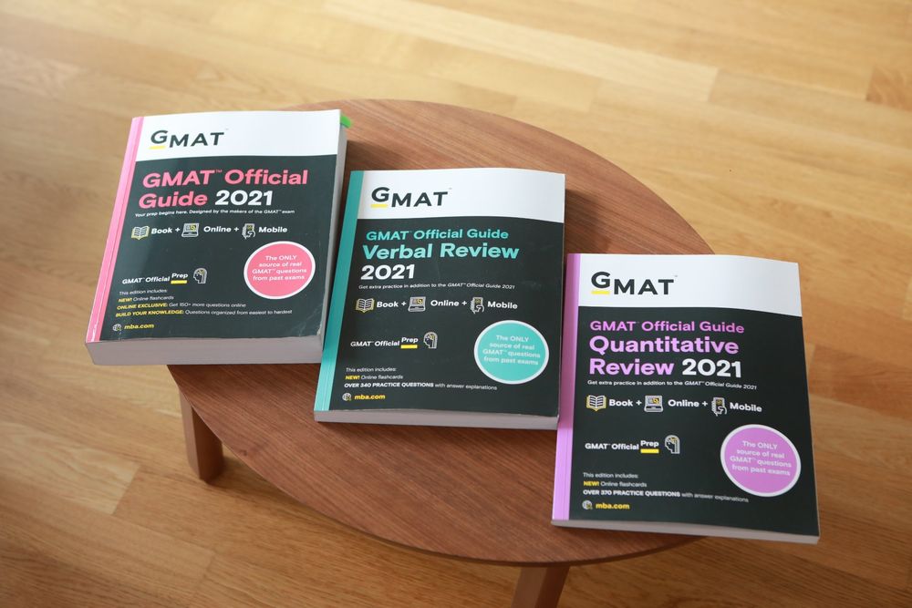Official GMAT Guide Book Set (2021 Edition) (Gebraucht) in Basel für ...