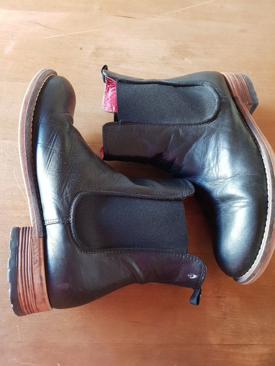 Chelsea-Boots schwarz, Innenleder rot (Gebraucht) in Wettingen für CHF ...
