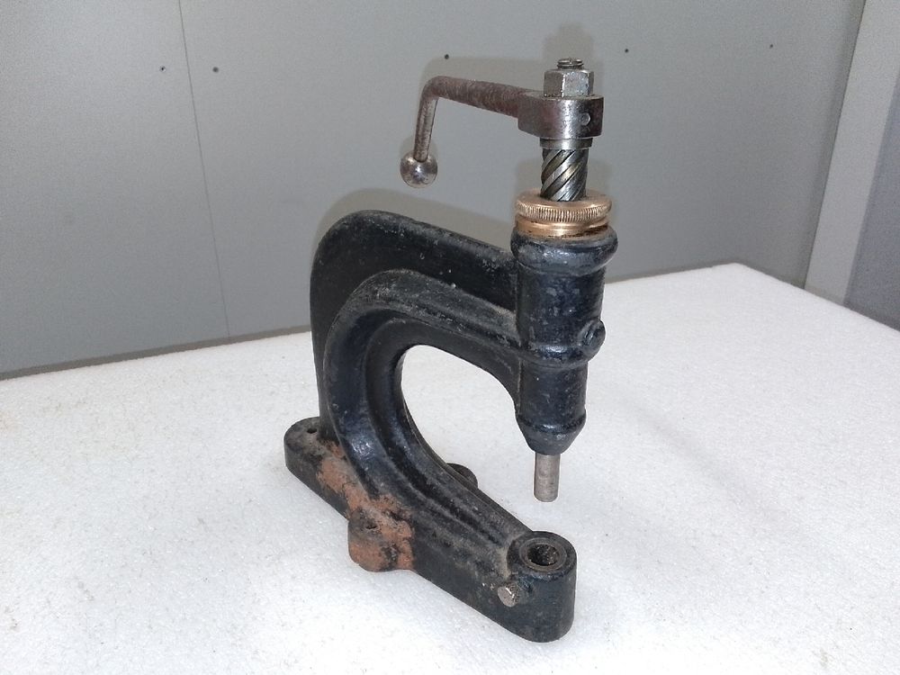 Antike Nietpresse, Werkstatteinrichtung, Handpresse, Vintage (Defekt ...