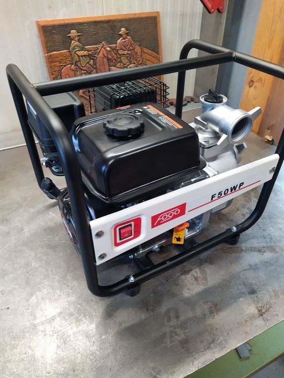 Wasserpumpe mit Benzinmotor (Neu und originalverpackt) in Kastanienbaum für CHF 295 – nur ...