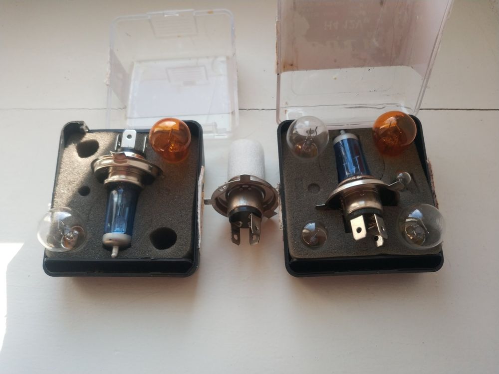 Autolampen set (Gebraucht) in Tafers für CHF 2 – mit Lieferung auf ...
