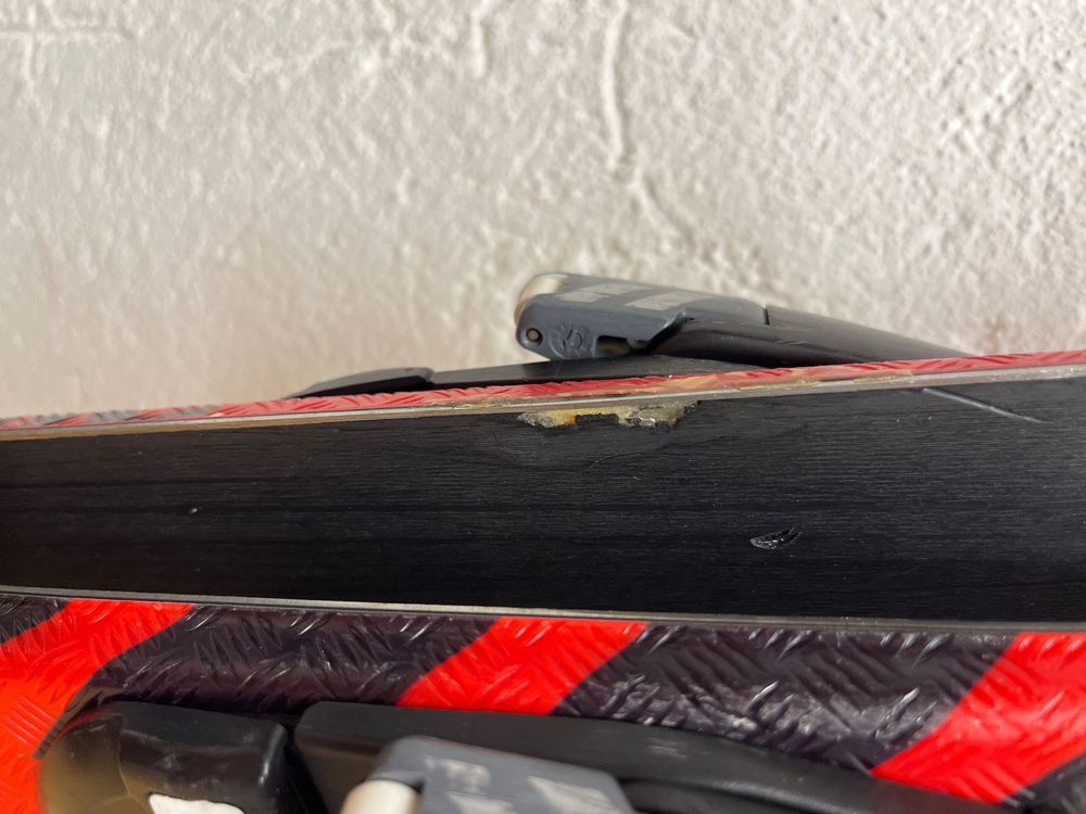 Atomic Race 8 Ski, 120 cm - Perfekt für junge Skifahrer! (Gebraucht) in Zürich für CHF 5 – nur ...