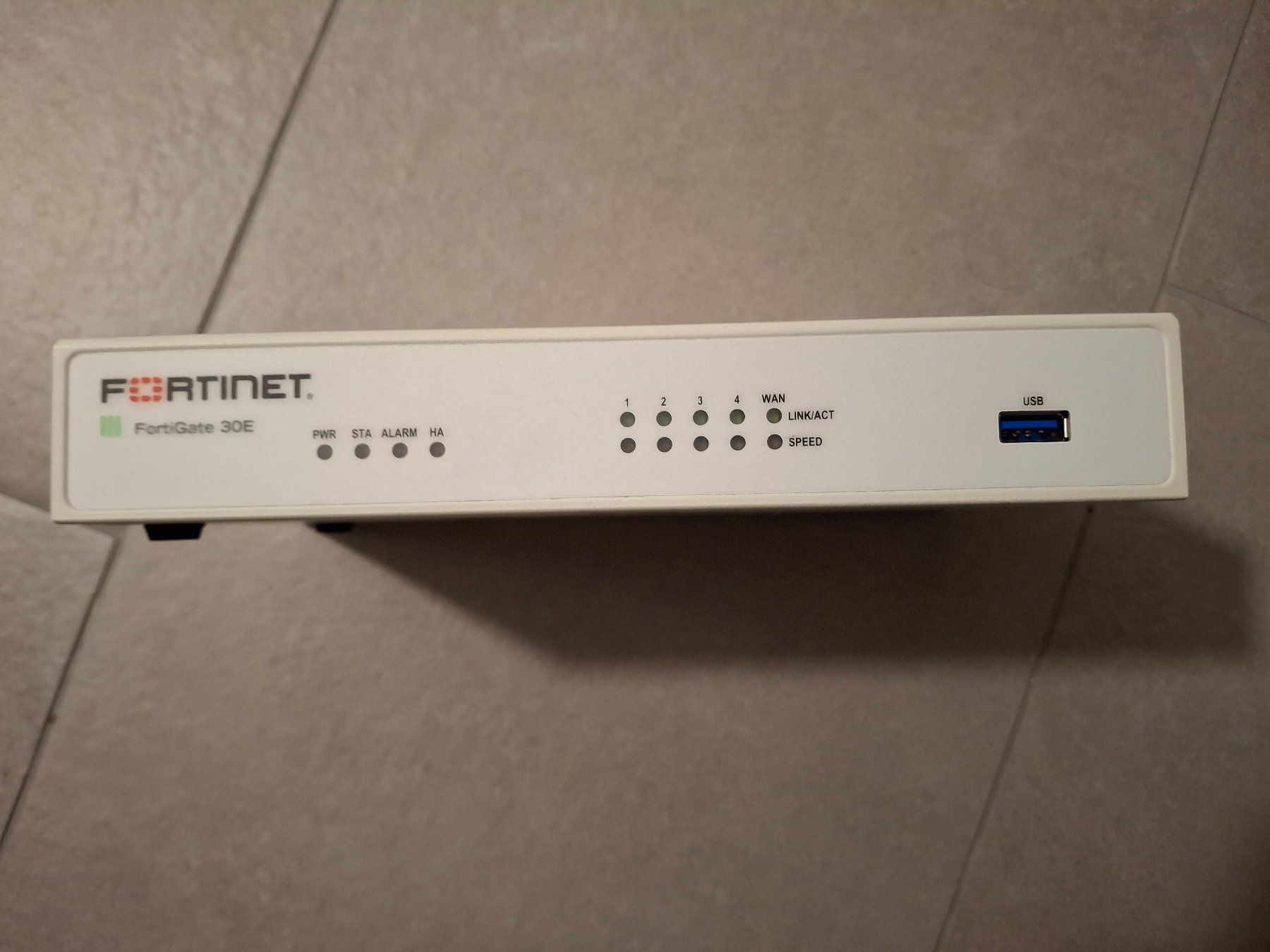 Fortinet FortiGate 30E Firewall (Gebraucht) in Bettlach für CHF 120 ...