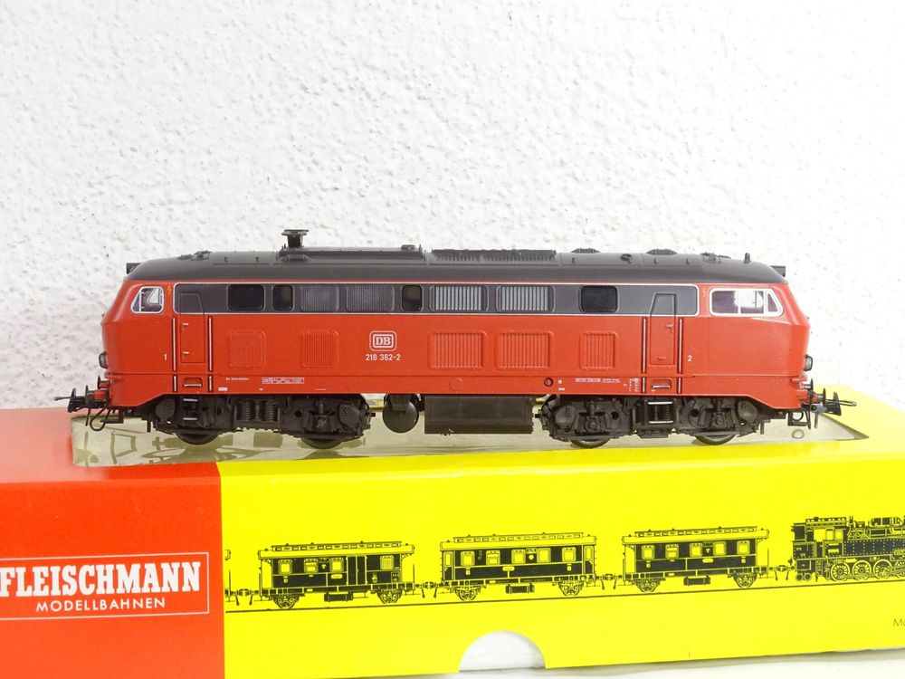 Fleischmann 4237 Diesellok BR218, DB, Rot, H0, GS/DC,OVP (Gebraucht) in ...