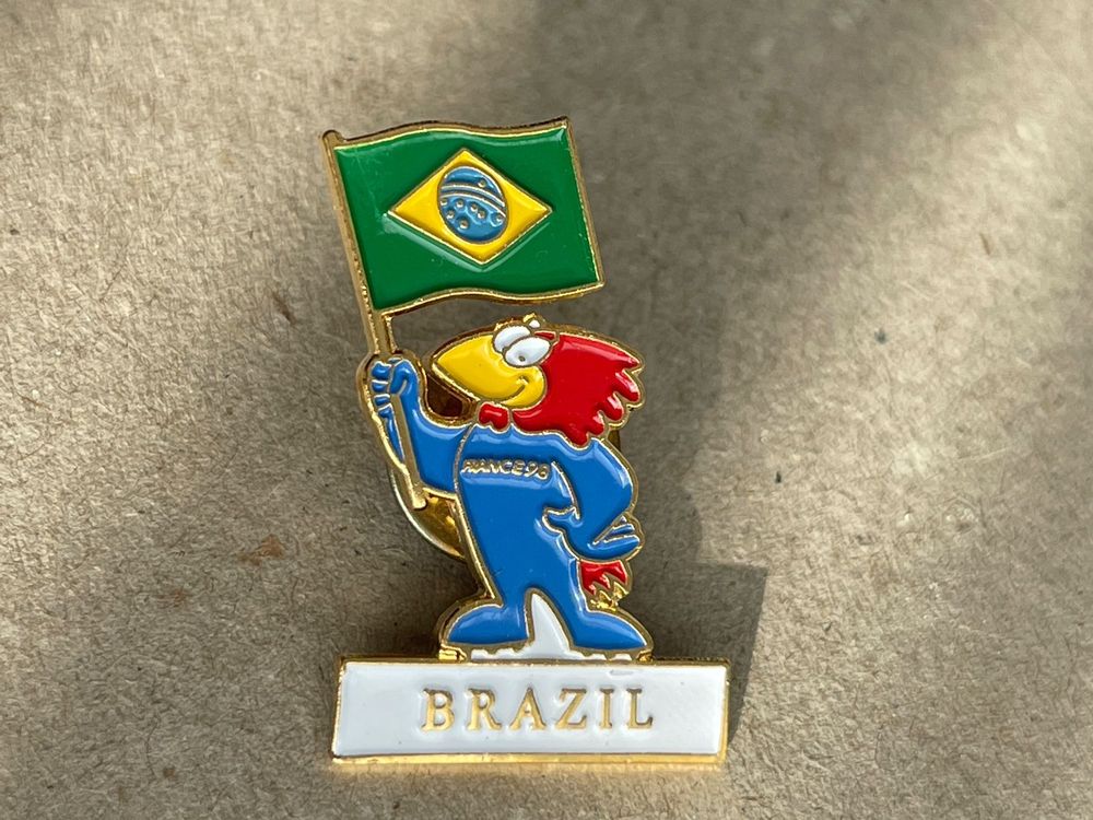 Pin World Cup France’98 Brazil (Gebraucht) in Glattbrugg für CHF 1 ...