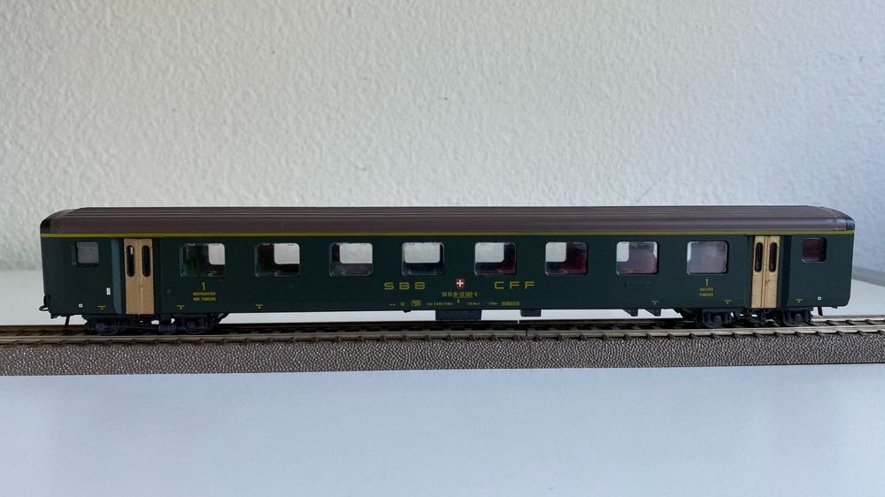 ROCO 4239 SBB Personenwagen 1.Kl. (Gebraucht) in Hünenberg für CHF 22 ...