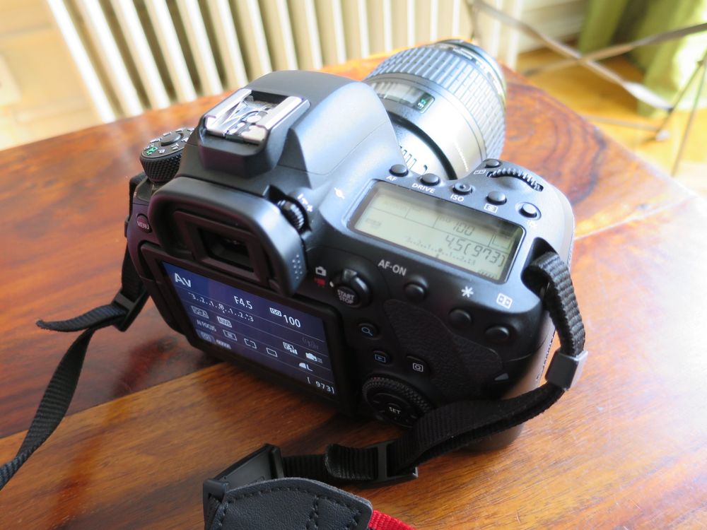 CANON 6D MARK II + ZEF 75-300 mm +LIVRE + CADEAU Z35-105 mm | Acheter ...