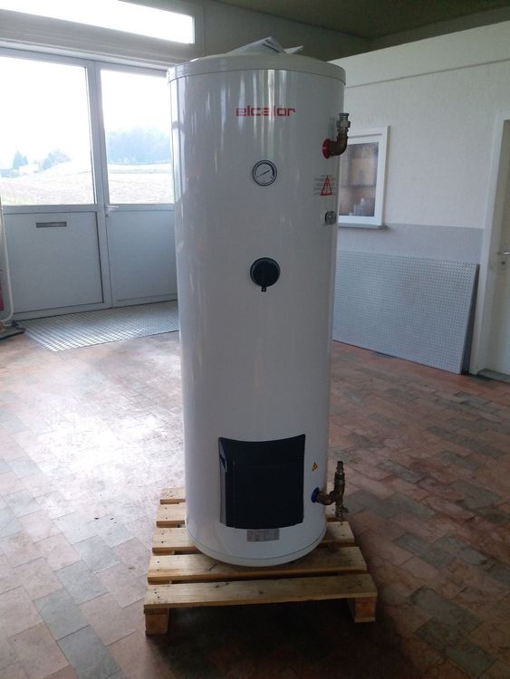 Boiler 300 ltr. (Gebraucht) in für CHF 290 – nur Abholung auf Ricardo ...