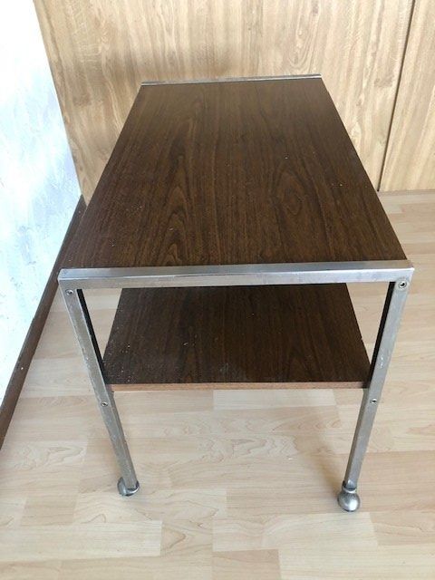 Bestelltisch/Servierwagen auf Rollen ab CHJF 1.00 | Kaufen auf Ricardo