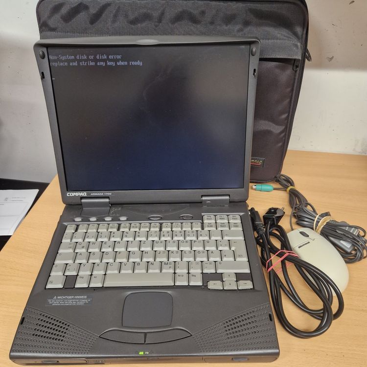 COMPAQ Armada 1700 Vintage / Retro Laptop ab 1.- | Kaufen auf Ricardo