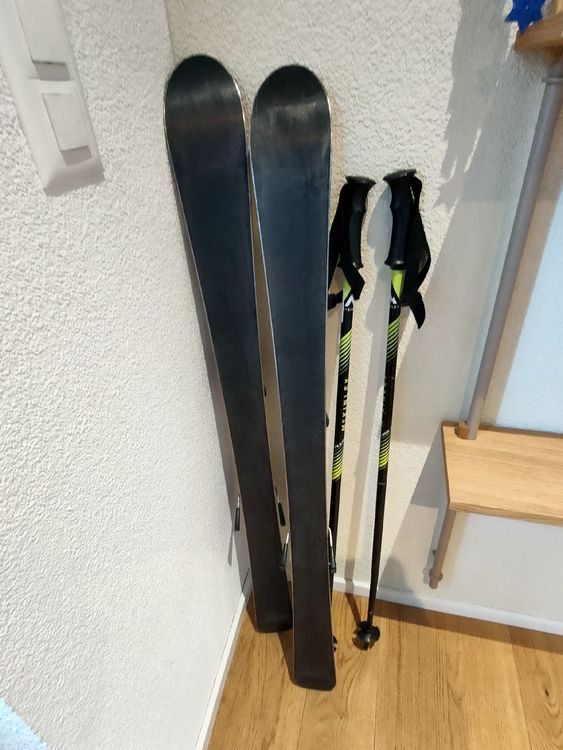 Elan Skis (110) mit Stöckrn (Gebraucht) in Nassenwil für CHF 30 – nur ...