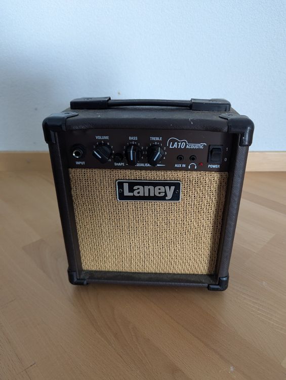 Laney LA10 acoustic (Gebraucht) in Fribourg für CHF 10 – nur Abholung ...