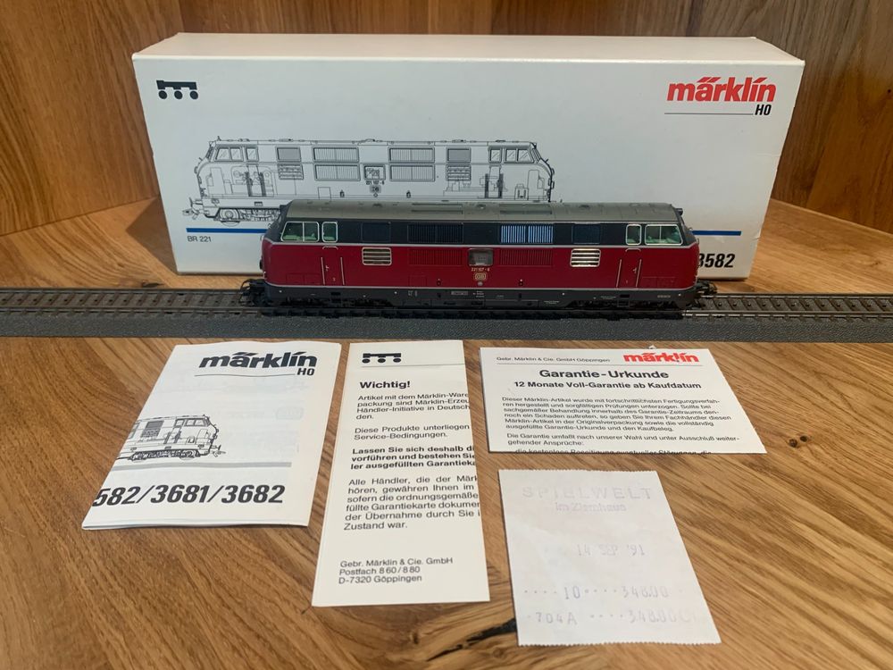 Märklin 3582, BR221 der DB, MHI Modell, AC, H0, OVP (Gebraucht) in Hombrechtikon für CHF 89 ...