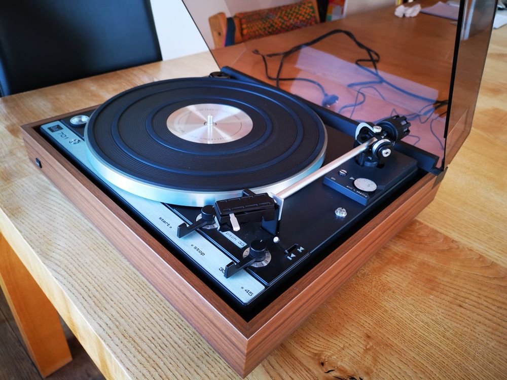 Plattenspieler Dual CS 701 (Nr. 54013) (Gebraucht) in für CHF 380 – nur ...