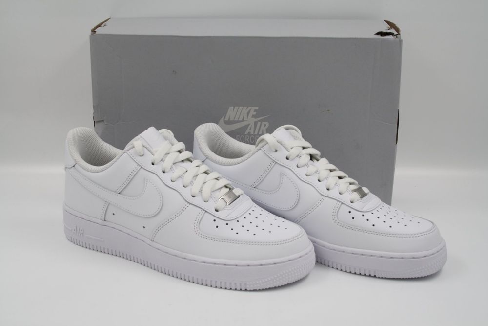 Stilvolle Nike Air Force 41 Fotos