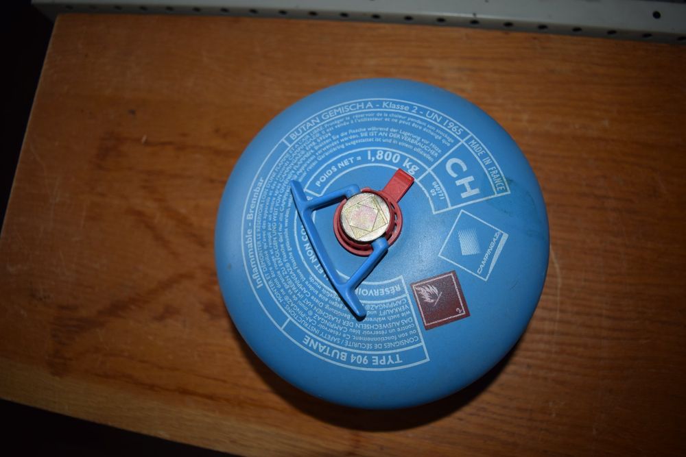Bouteille camping gaz Type 904 (Neu und originalverpackt) in Grandval ...