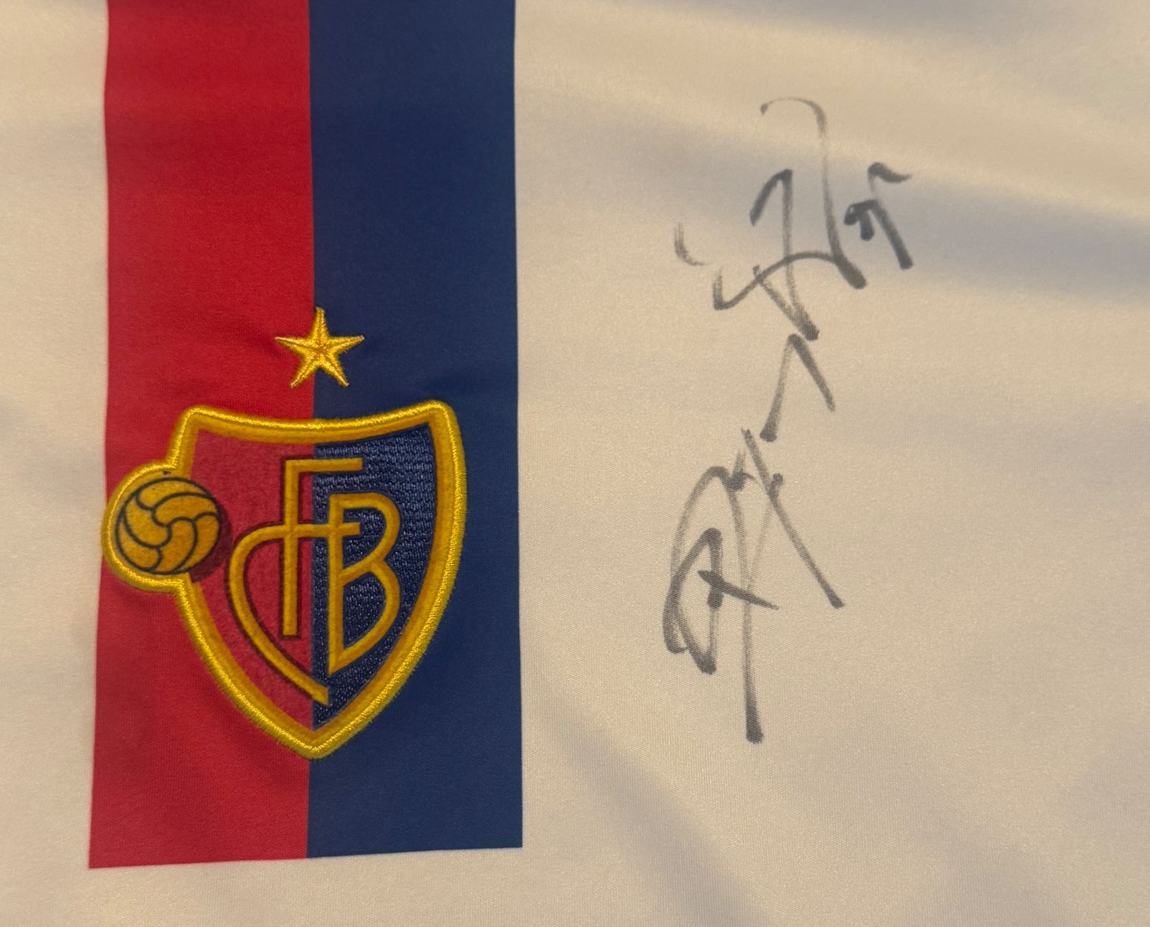 FC Basel Adidas Trikot signiert Degen Brüder XXL (Gebraucht) in ...
