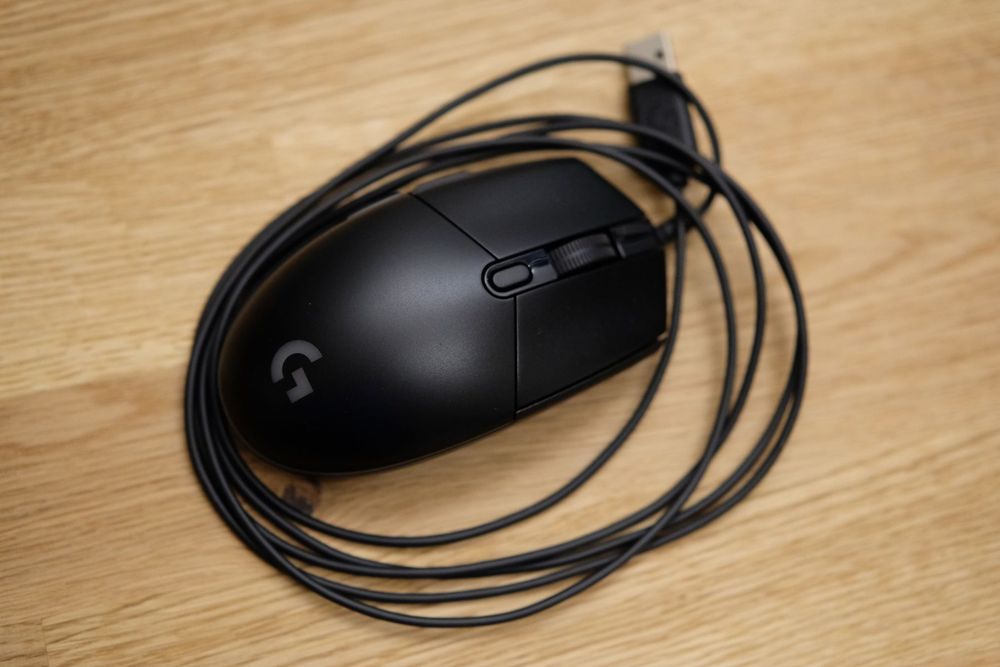 Logitech G Pro WIRED Gaming Mouse - GOAT (Gebraucht) in Les Monts-de ...