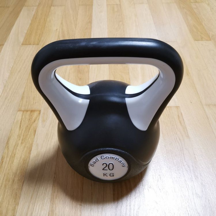 Kettlebell aus Kunststoff 20 kg | Kaufen auf Ricardo
