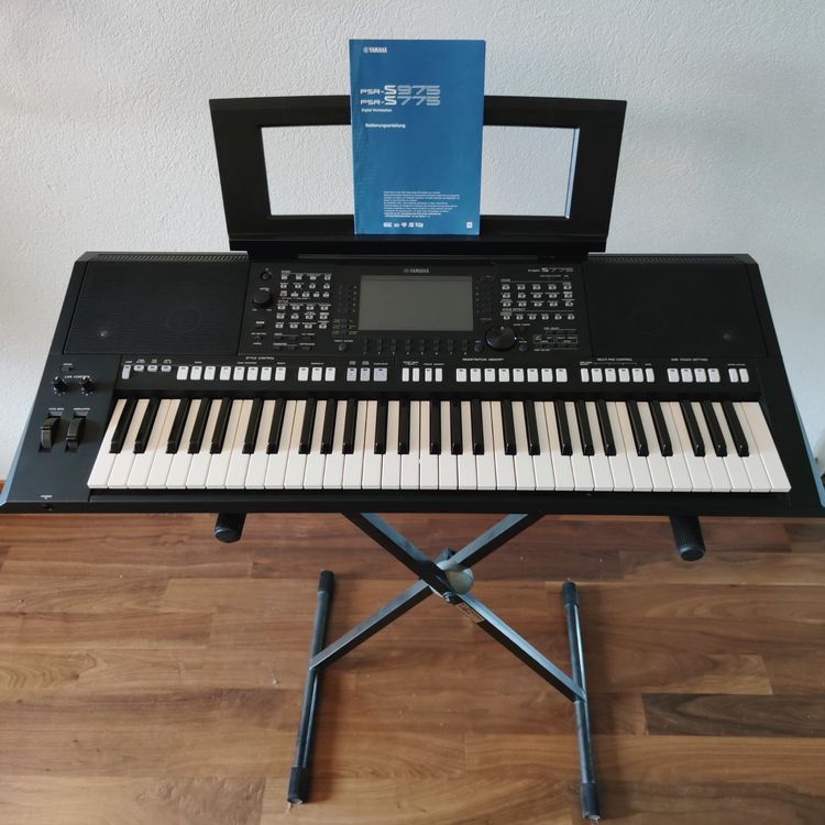 YAMAHA PSR-S775 Digital Keyboard | Kaufen auf Ricardo