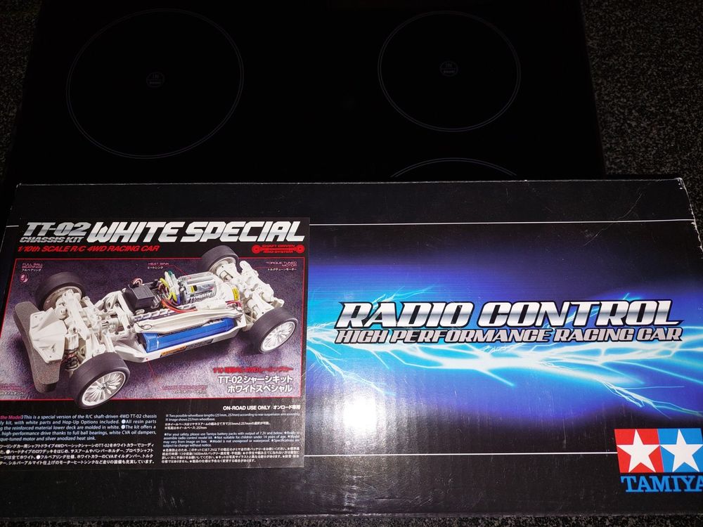 Tamiya TT02 Chassis Kit White Special Limited (Neu (gemäss Beschreibung ...