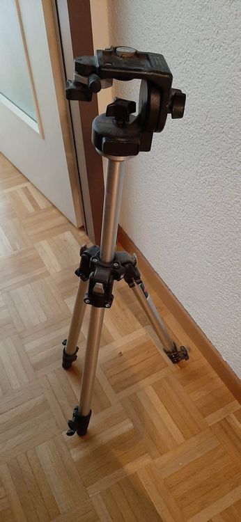 Stativ (Gebraucht) in Bern für CHF 30 – nur Abholung auf Ricardo kaufen