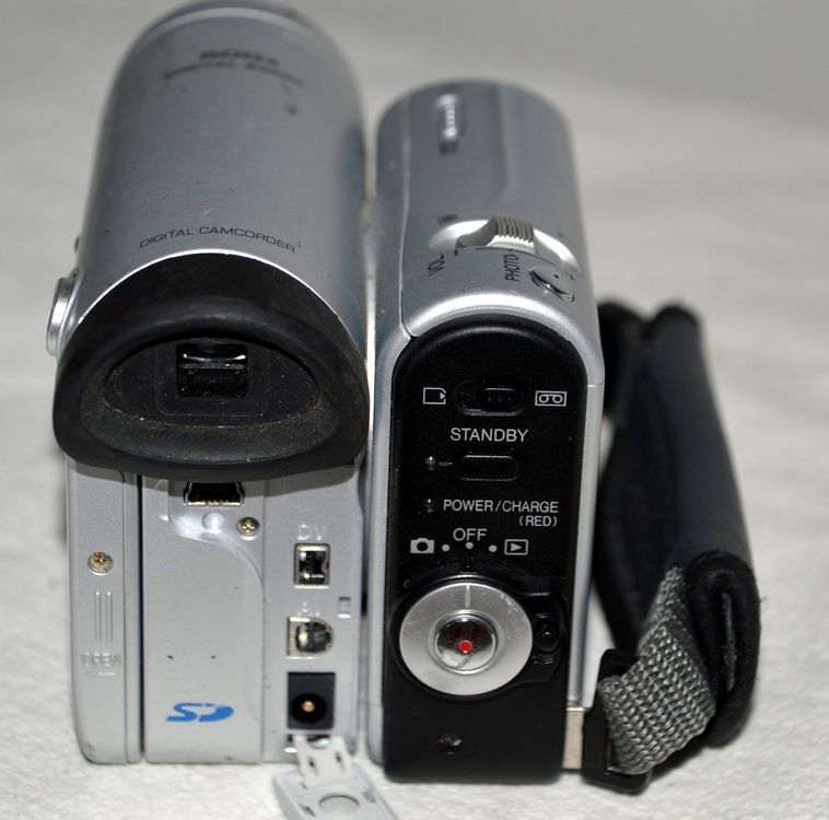 Camcorder MiniDV Sharp VL-Z3 caméscope (Gebraucht) in Collonges für CHF ...