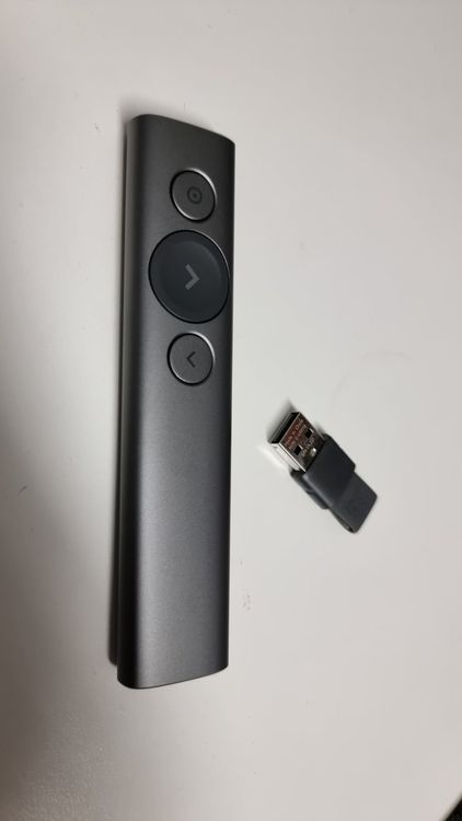 Logitech Presenter Spotlight Plus | Kaufen auf Ricardo