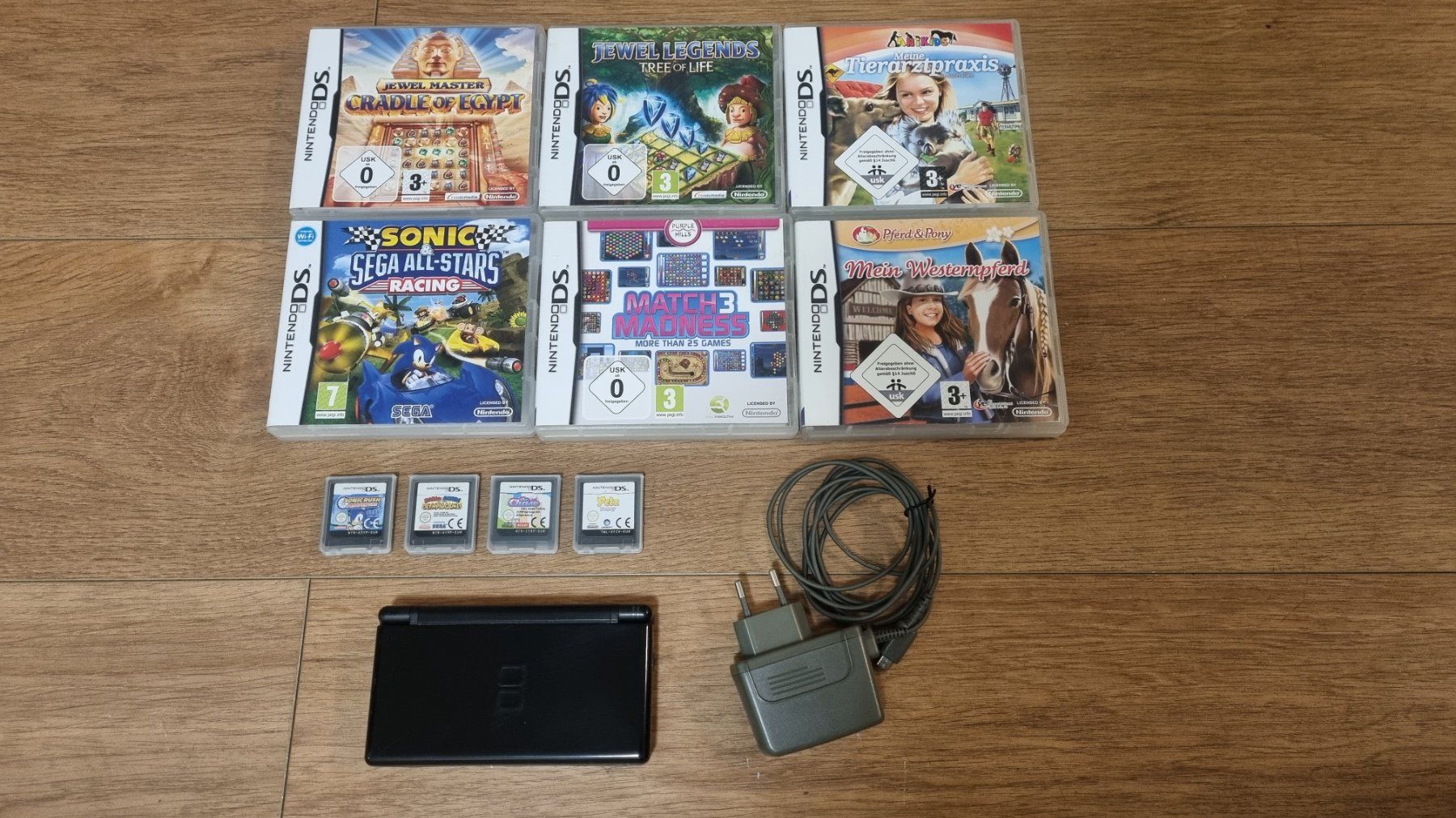 Elegantes Nintendo Ds Lite Spiele Bild