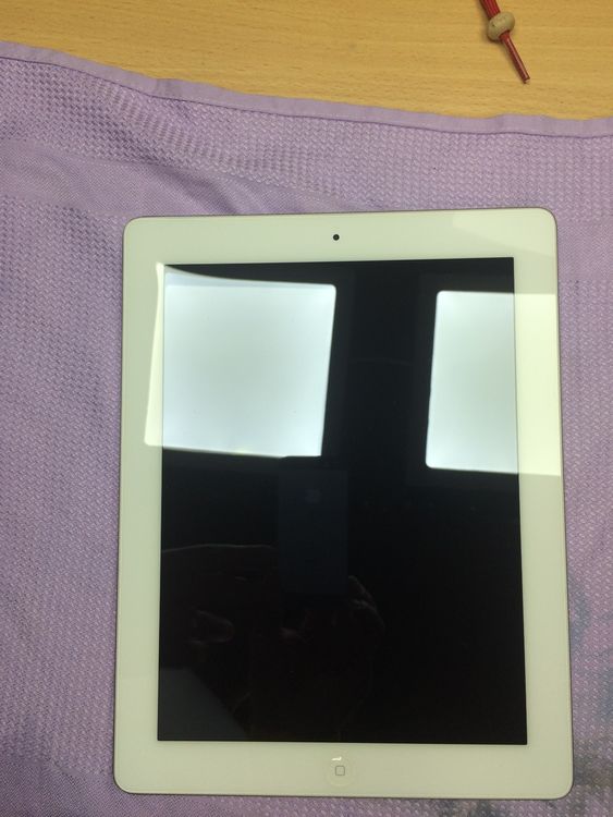 iPad 2. Generation mit 16GB WIFI | Kaufen auf Ricardo
