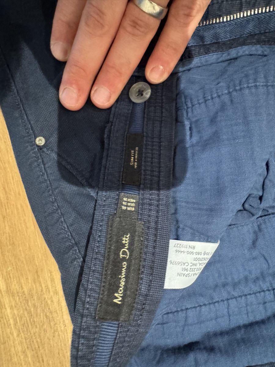 Massimo Dutti Chino Hose, Grösse 46, Slim Fit (Usato) a Hinwil per CHF ...