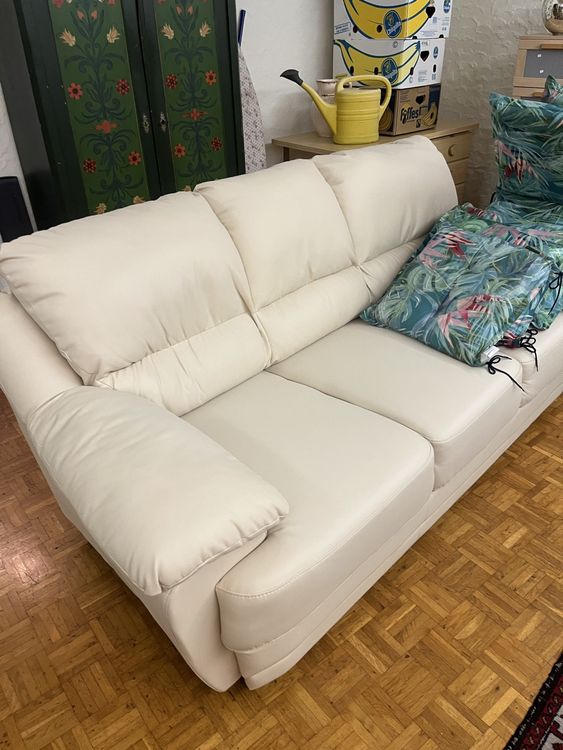 Superschönes 2 meter Sofa 3 Plätzer möglichst schnell weg | Kaufen auf ...