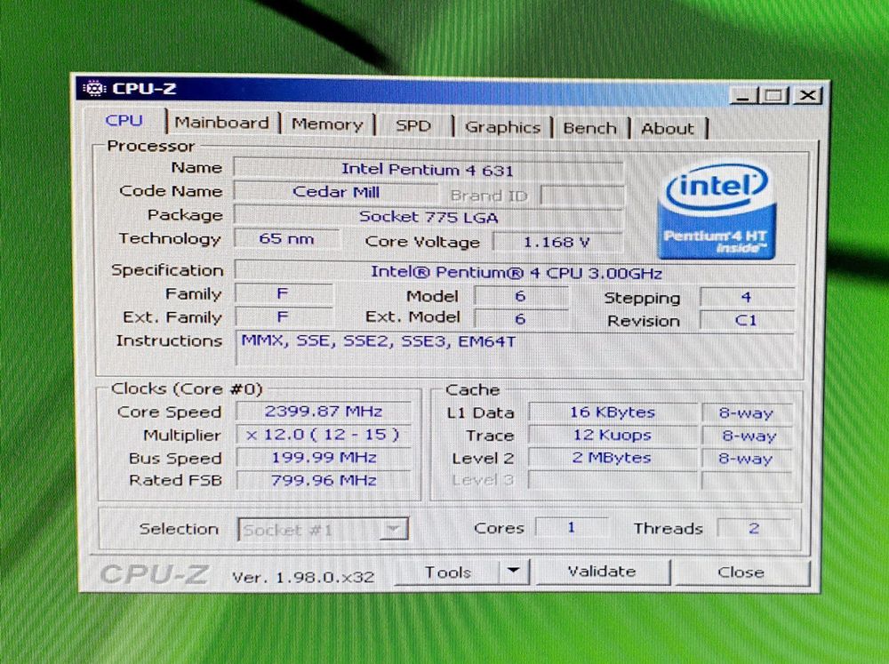 MB + CPU + GPU + SSD + Ram + WinXP (IP4) (Gebraucht) in Reigoldswil für ...