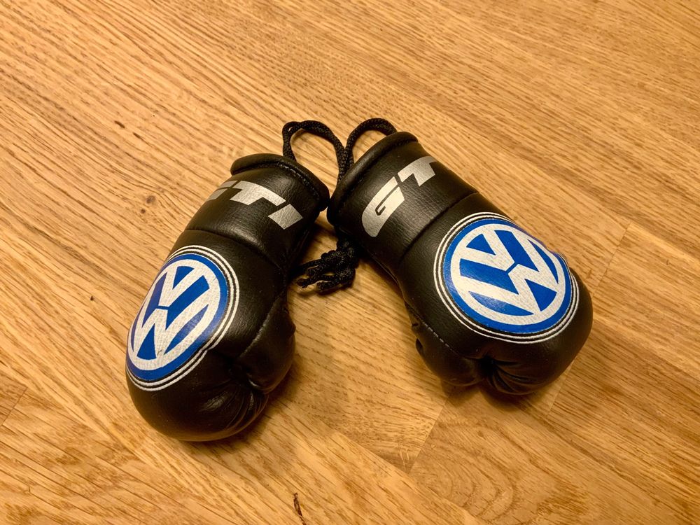 VW GTI Handschuhe für Rückspiegel von 2002 vom Nürburgring | Kaufen auf ...