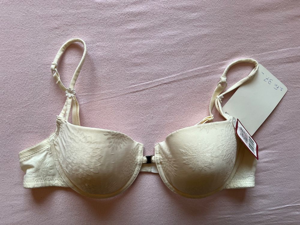 BH NEU, Gr. 80A, NP: 37CHF (Neu (gemäss Beschreibung)) in Hochdorf für CHF 10 – mit Lieferung ...