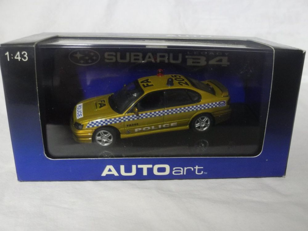 AUTOART 58611 SUBARU LEGACY B 4 '99 POLICE 1:43 MIB (Neu und ...