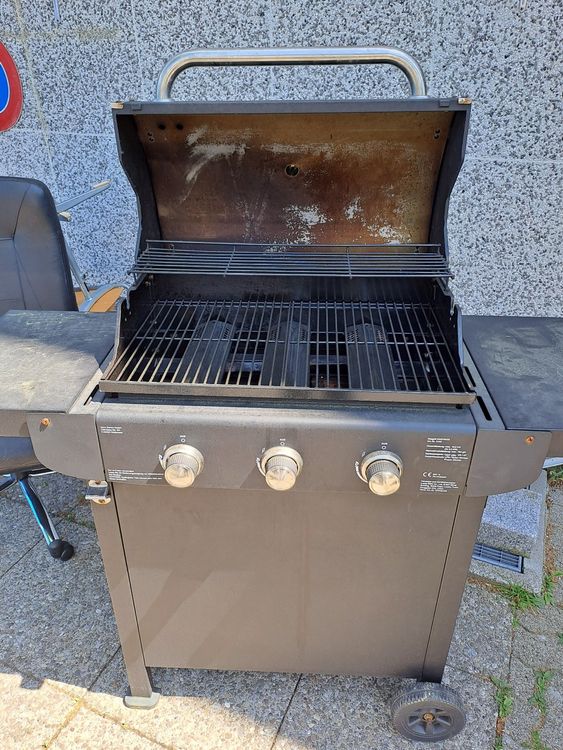 Gas Grill Gross und gut Brauchbar (Gebraucht) in Zürich für CHF 41 ...