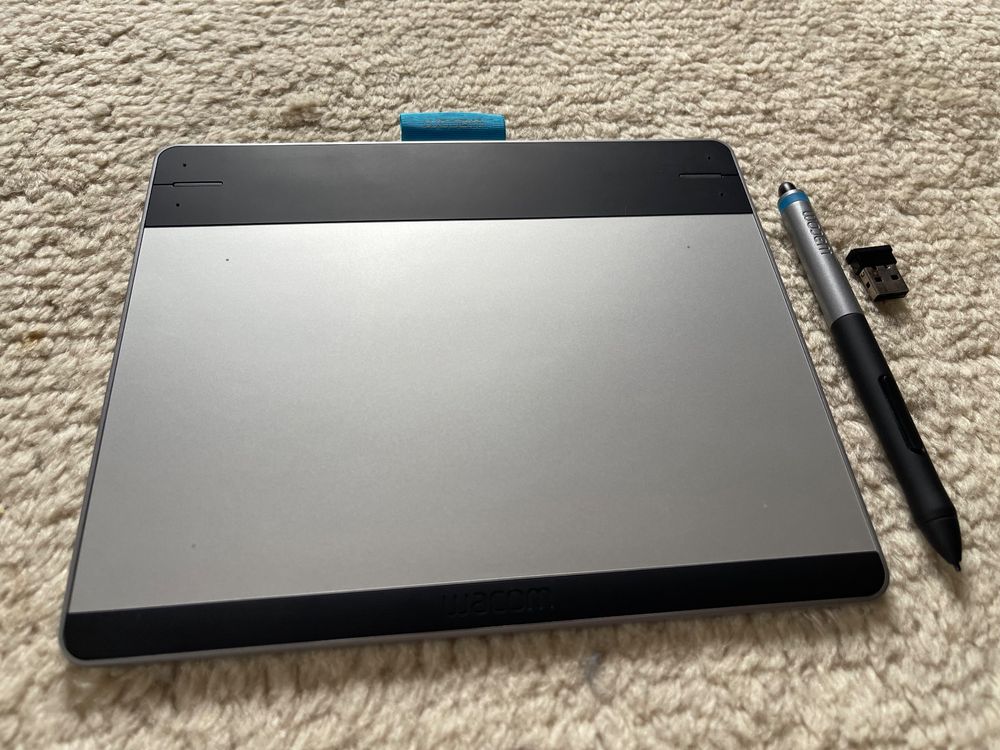 Wacom Intuos Manga Pen & Touch Tablet CTH-480S Small (Neu (gemäss ...