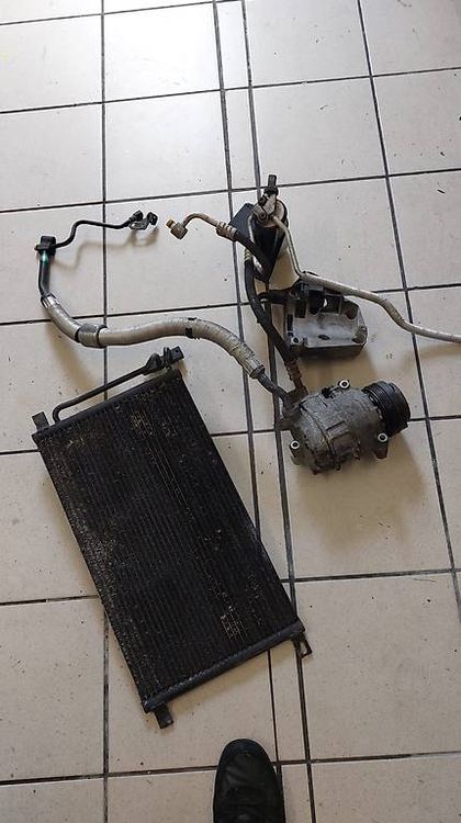 AC Kompressor + Kühler e46 330D (Gebraucht) in Breganzona für CHF 50 ...