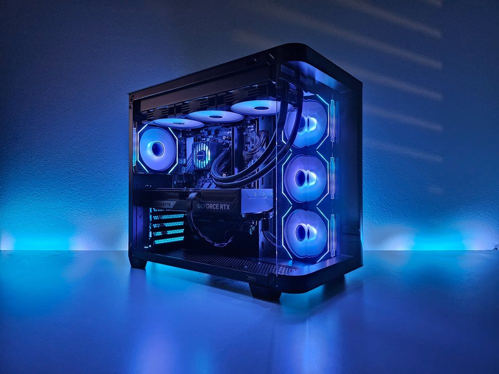 Gaming PC Primus🍰Ryzen 9800X3D + RTX 5070 Ti | 32GB DDR5 (Neu und ...
