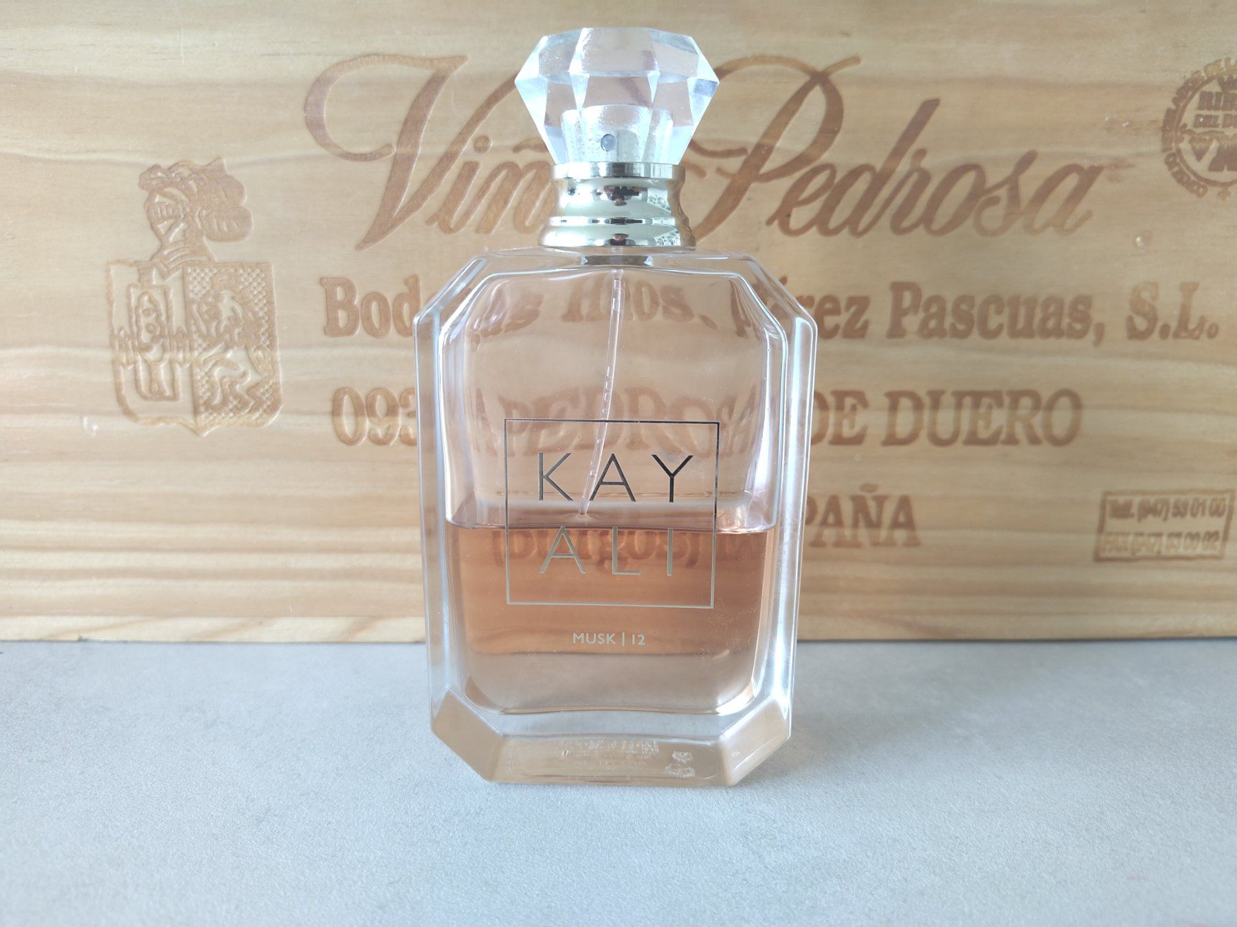 2ml Kayali Musk 12 EdP decant sample niche rare older batch (Neu (gemäss Beschreibung)) in ...