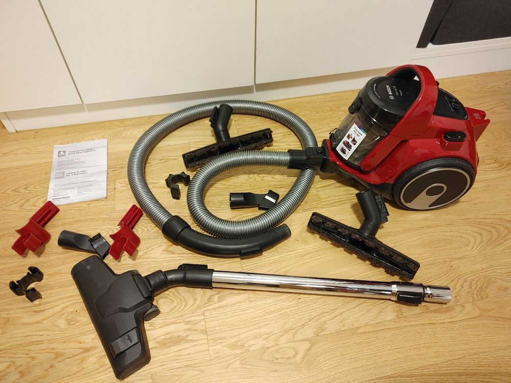 Bösch Staubsauger Vaccum Hoover (Gebraucht) in für CHF 1 – nur Abholung ...
